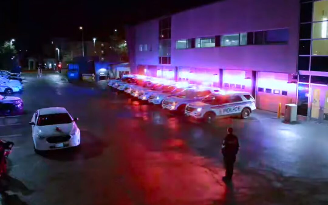 Service de police d'Ottawa - "C" ; Peloton - Équipe de nuit - Cérémonie ...